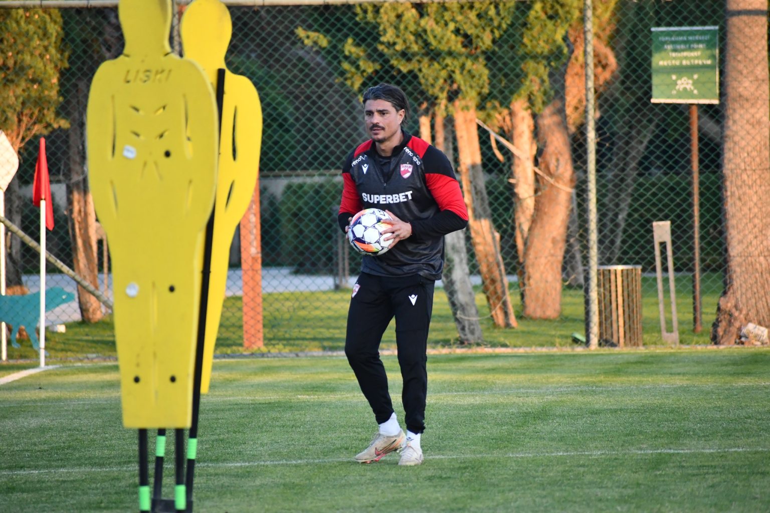 Caparco explică de ce a plecat de la Dinamo - Dinamo1948